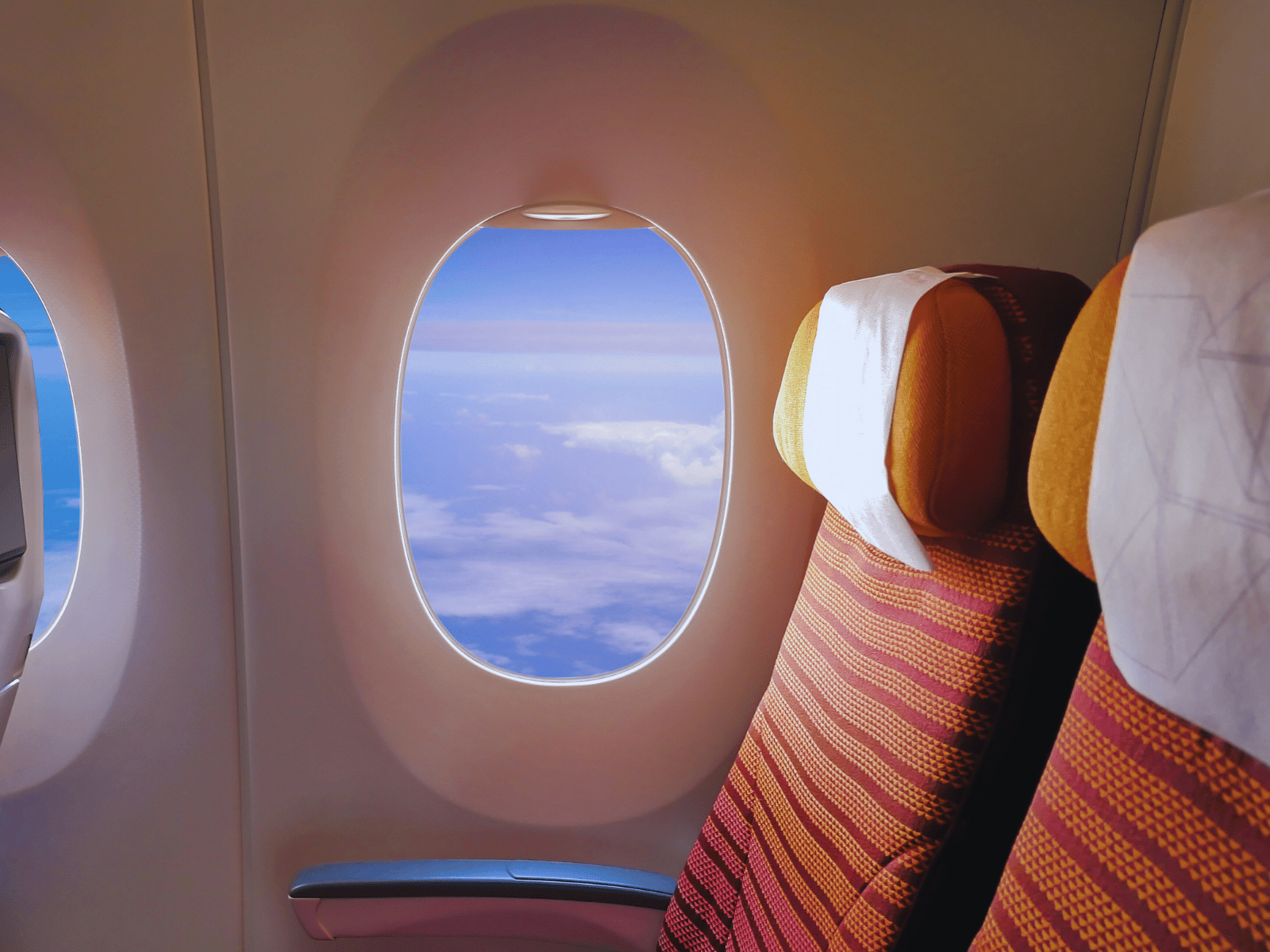 ¿Por qué los aviones deben volar a más de 10000 metros de altura? | Air ...